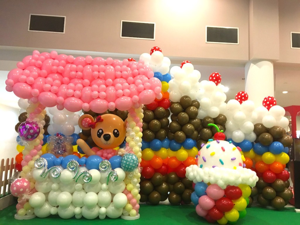 Balloon Candy Land at AMK HubTHAT Balloons