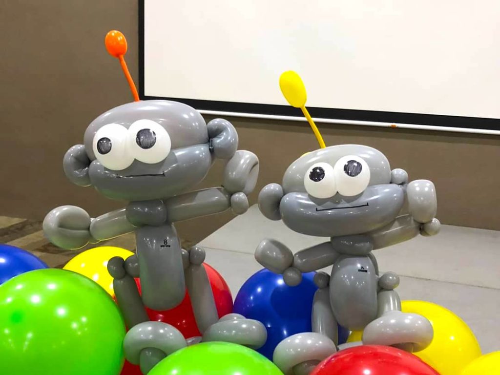 Stage Front Balloon Decorations | THAT BalloonsTHAT Balloons