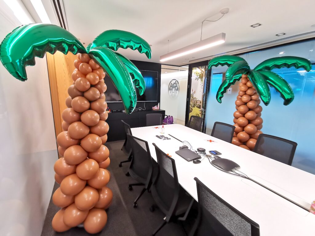 Balloon Decoration Display in Singapore | THAT BalloonsTHAT Balloons