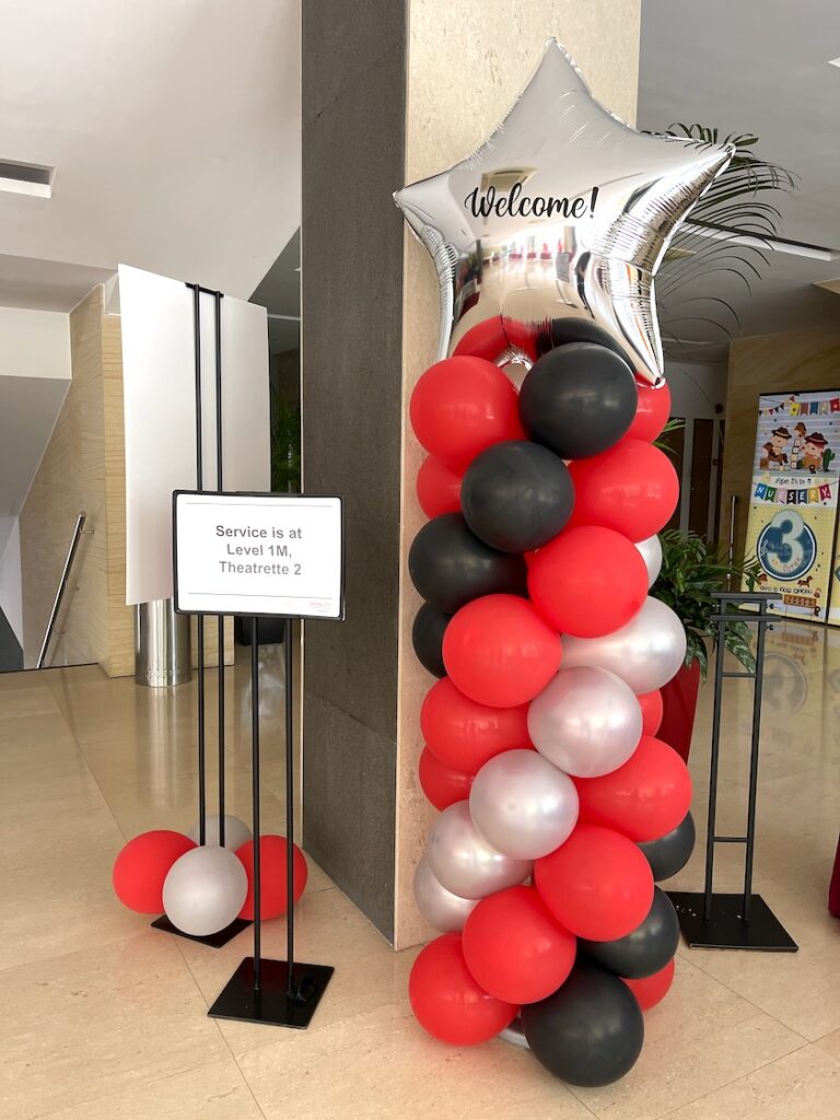 Trinity Church Balloon Decorations | THAT BalloonsTHAT Balloons