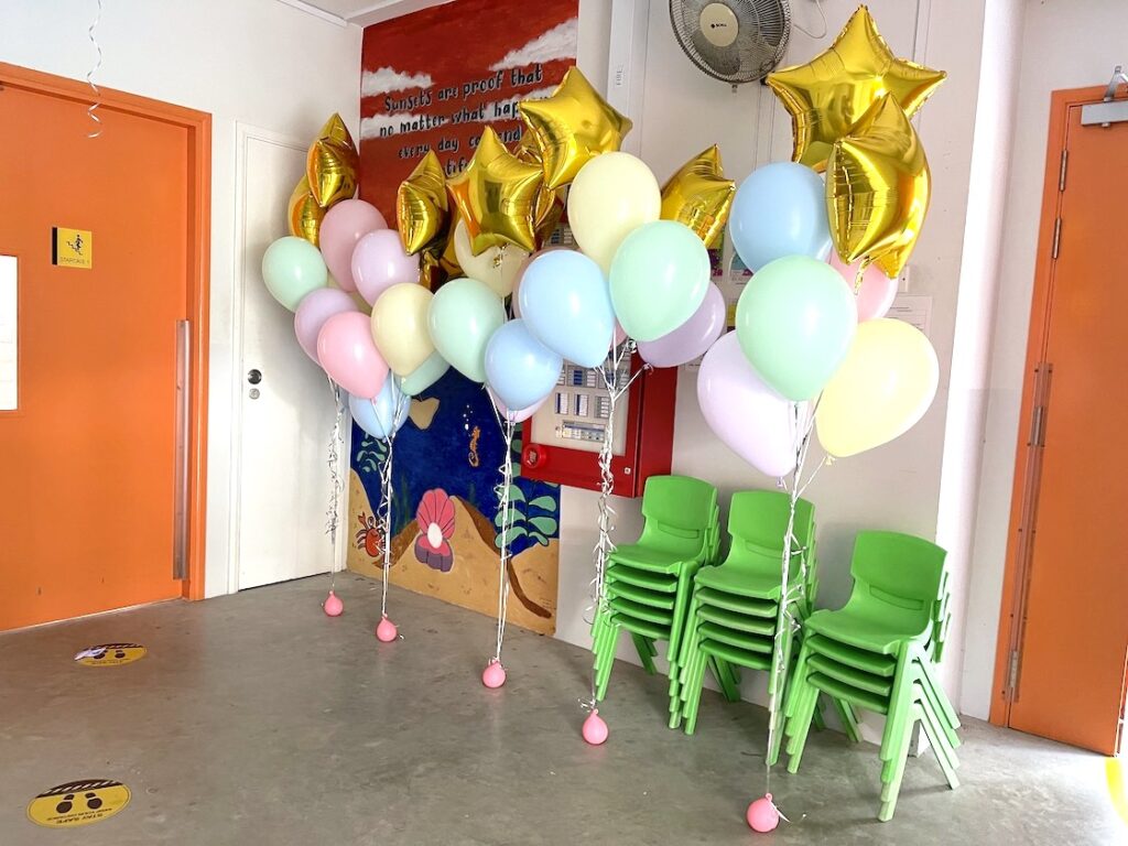 Graduation-Themed Balloon Decorations | THAT BalloonsTHAT Balloons
